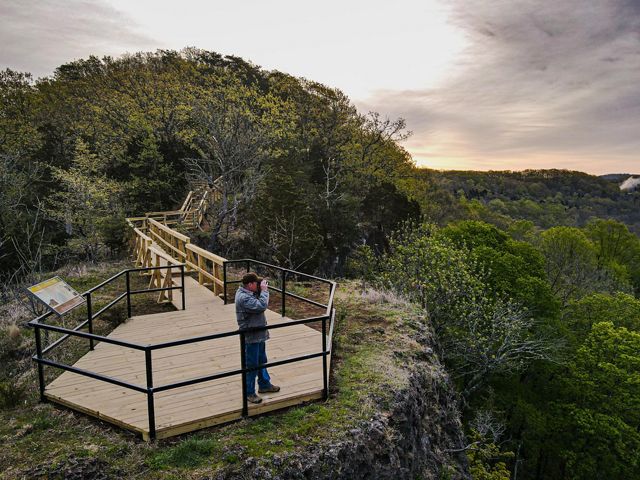 Edge of Appalachia Buzzardroost Rock Trail | TNC in Ohio